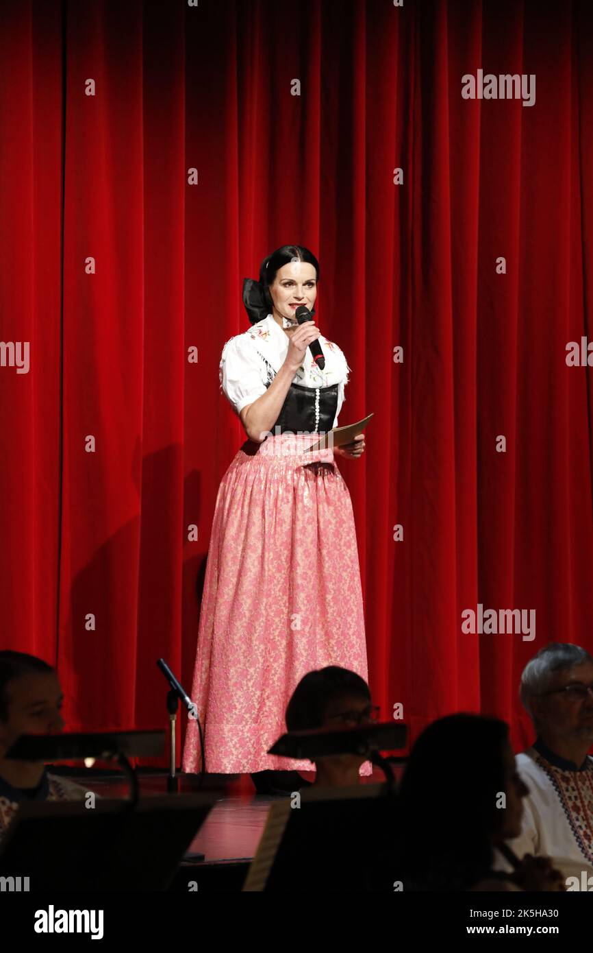 Kristina Nerad beim Festakt zum 70jährigen Bestehen des Sorbischen ...