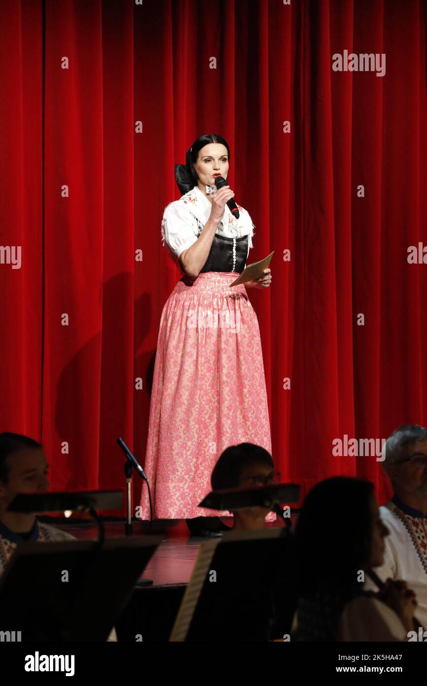 Kristina Nerad beim Festakt zum 70jährigen Bestehen des Sorbischen ...