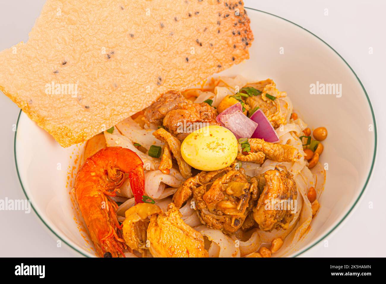Mi Quang, Vietnamese rice noodles with meat, chicken stock, shrimp, egg ...