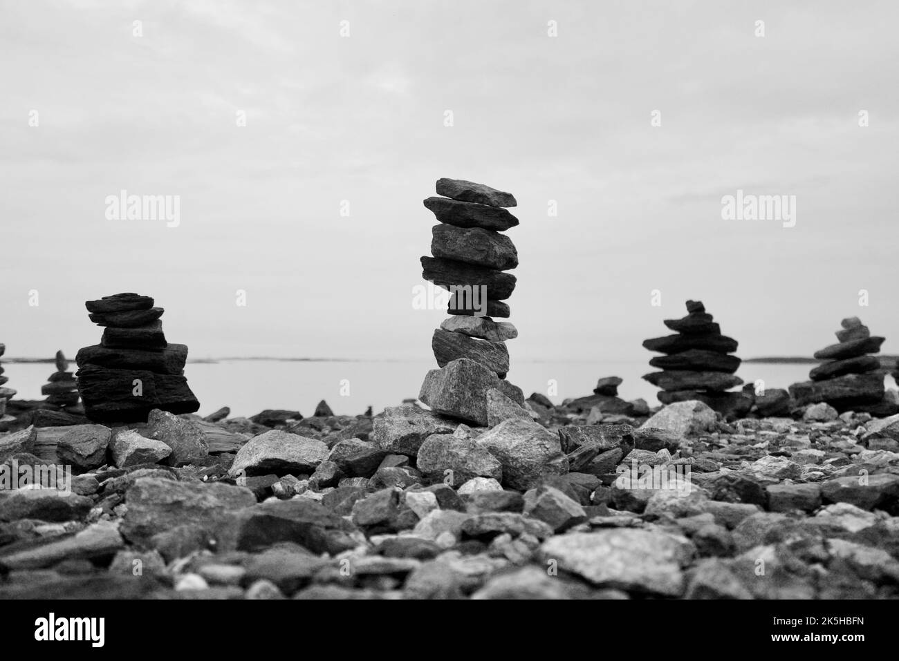 Stone stack beach hi-res stock photography and images - Alamy