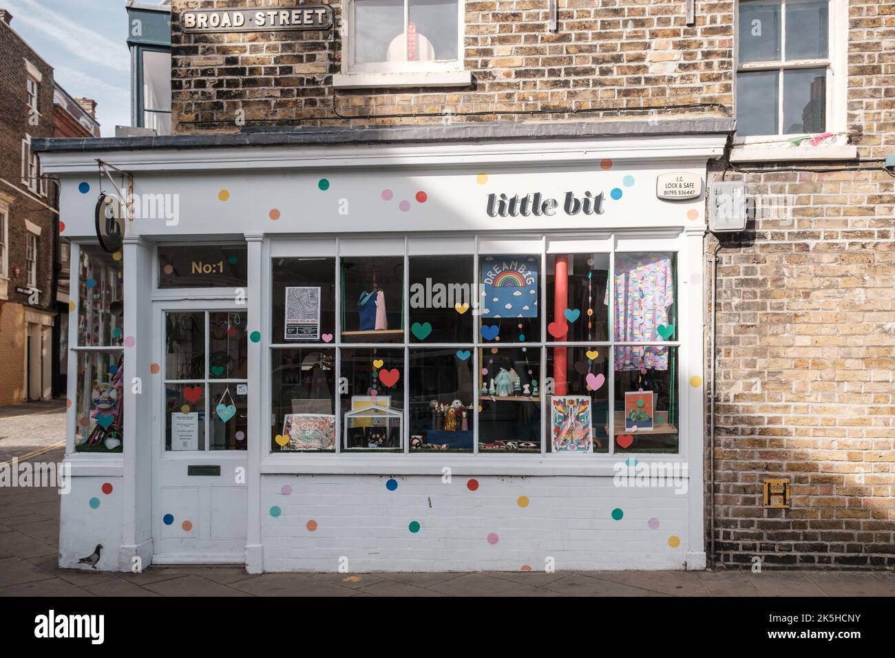 Little bit hi-res stock photography and images - Alamy