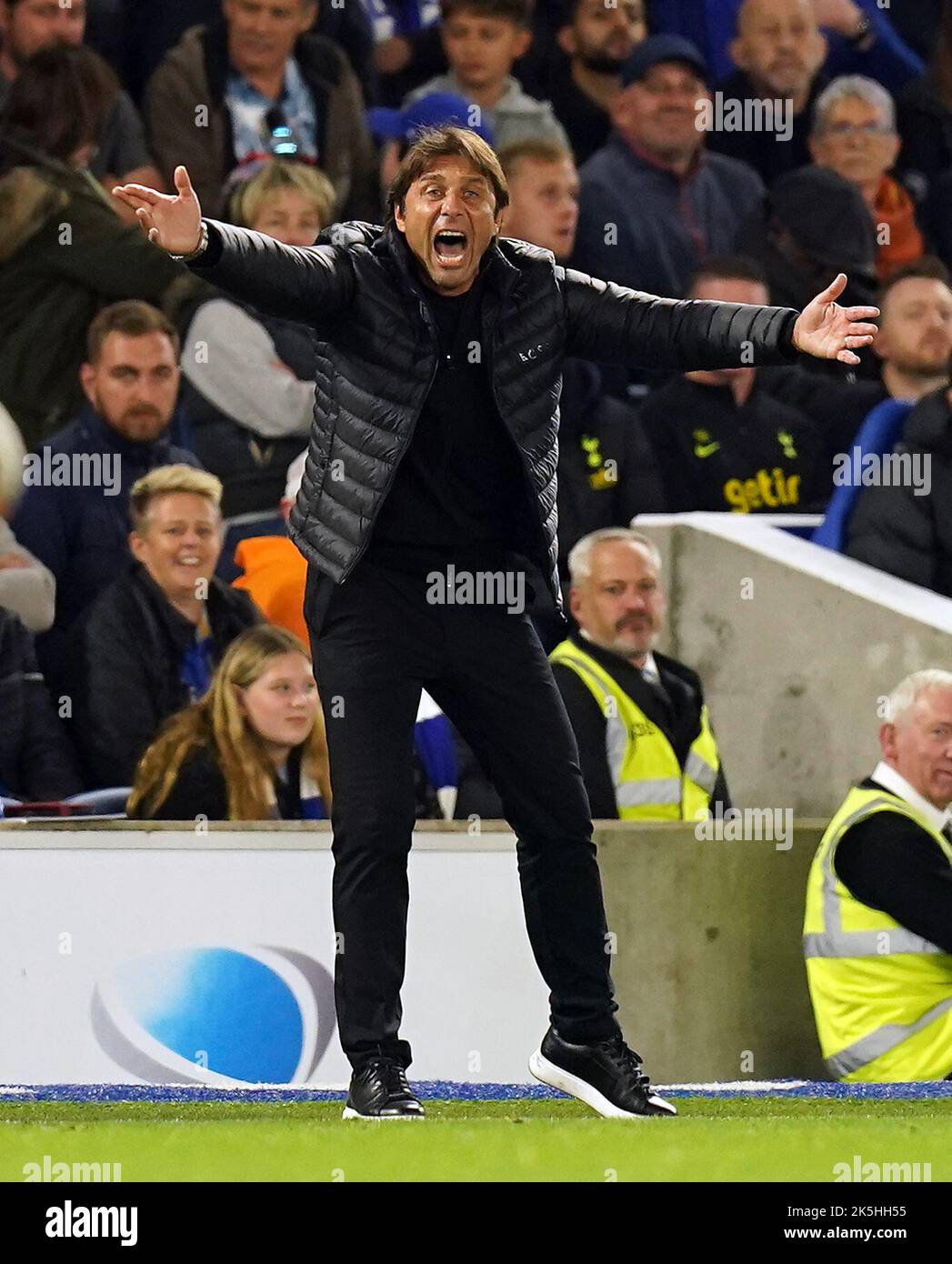 Tottenham Hotspur manager Antonio Conte on the touchline during the ...