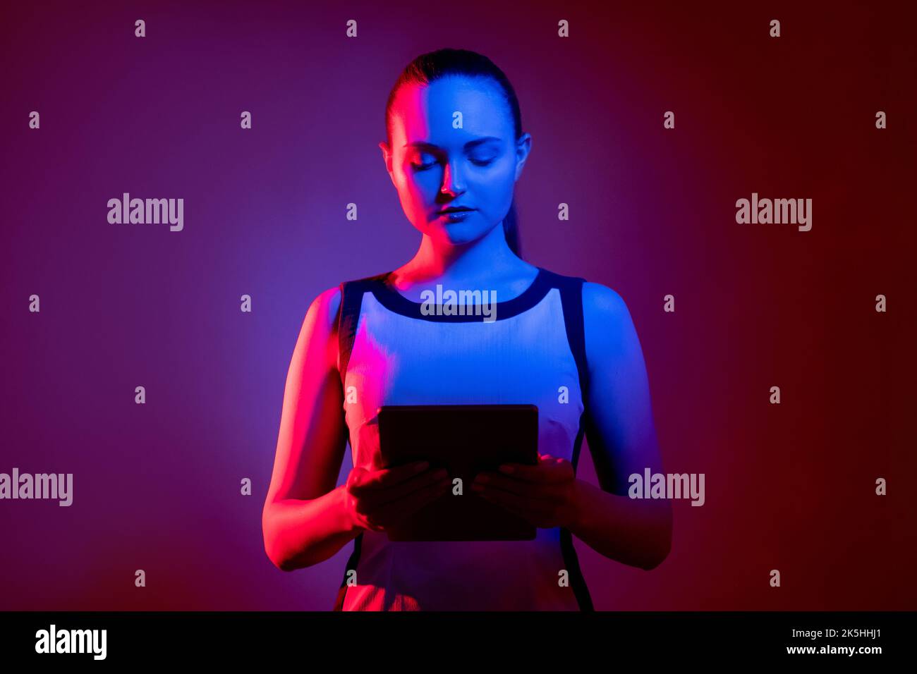 Glow iot hi-res stock photography and images - Alamy