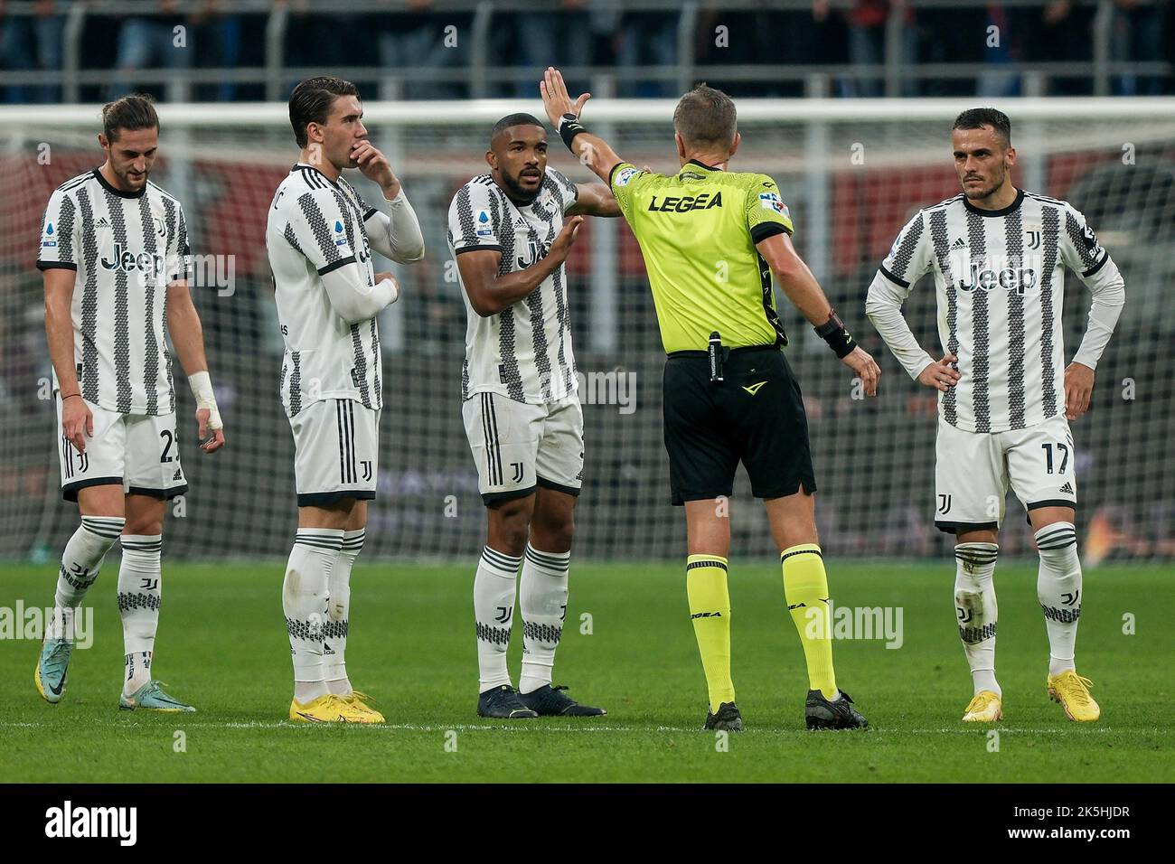 Milano, Italy. 08th Oct, 2022. Adrien Rabiot, Dusan Vlahovic, Gleison ...