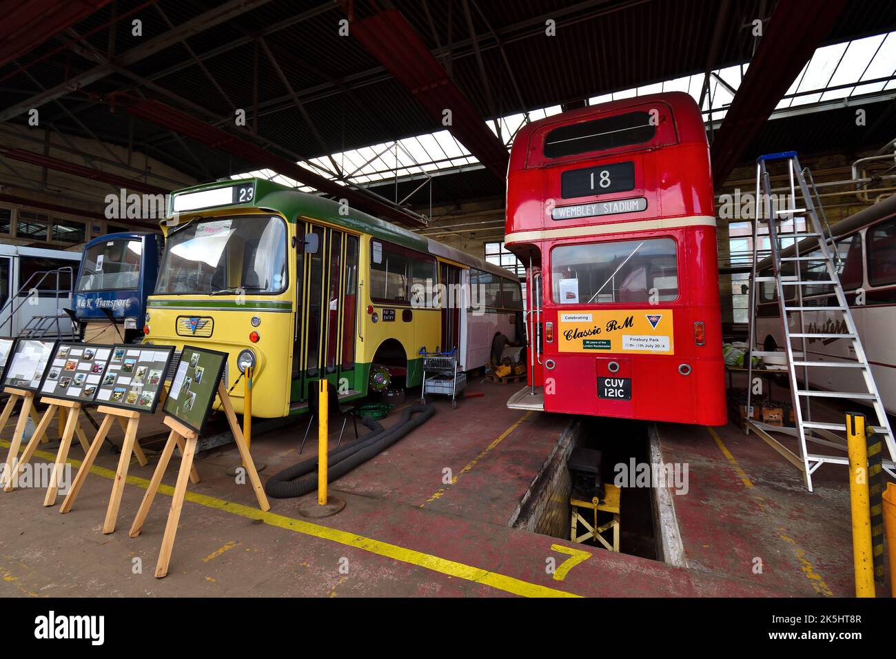 Bridgeton bus garage hi-res stock photography and images - Alamy