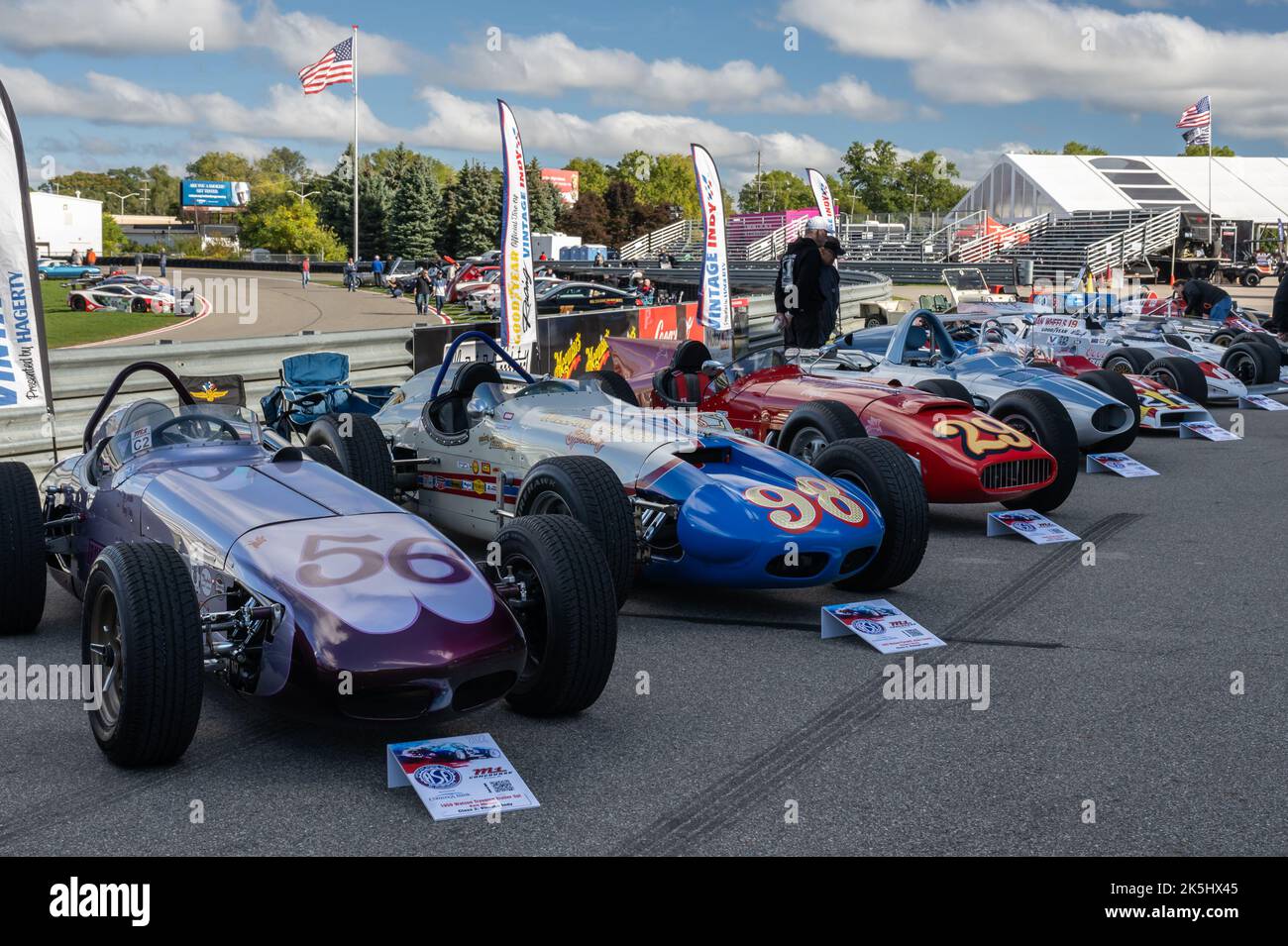 Maturity 2022 hi-res stock photography and images - Alamy