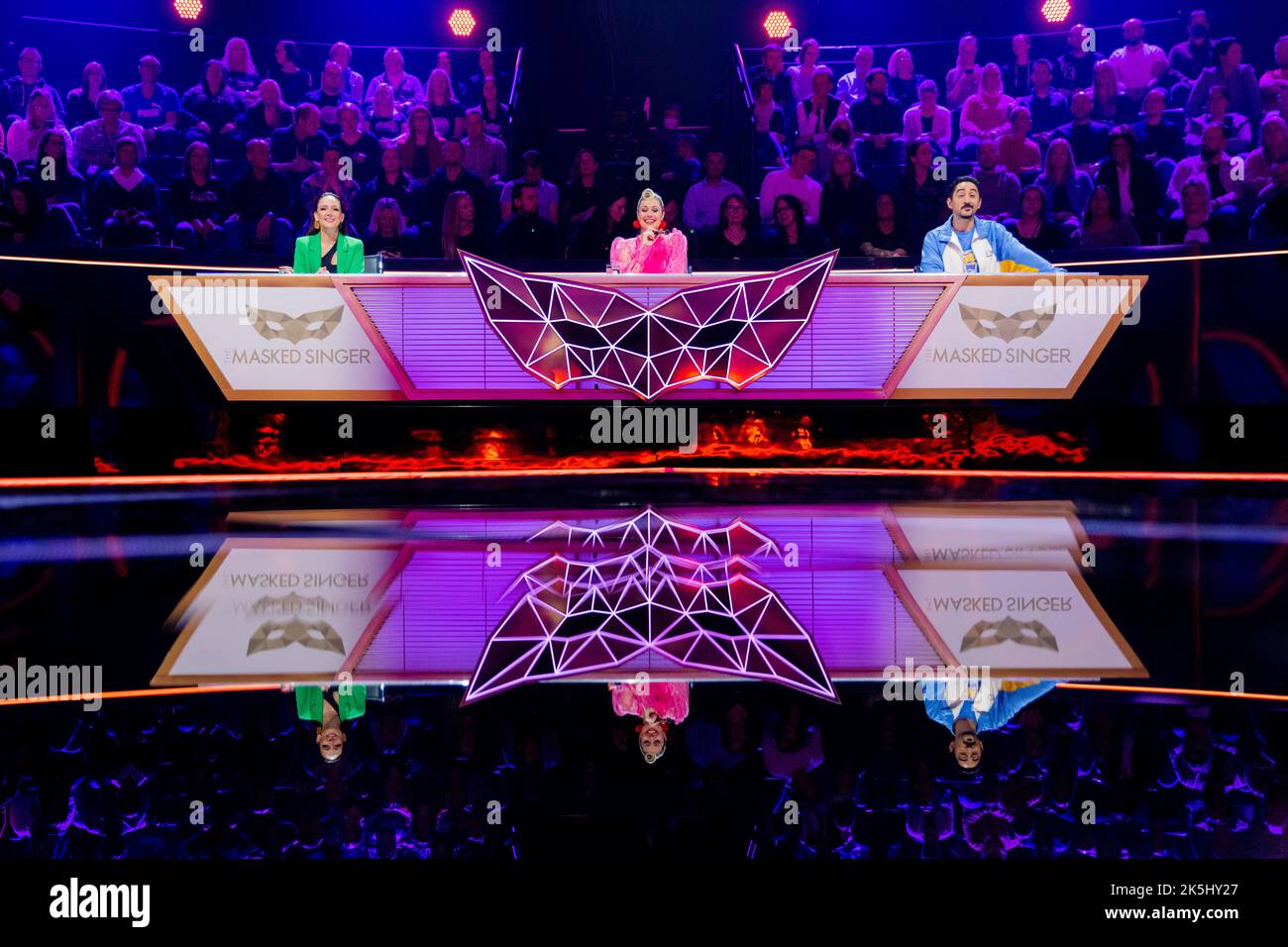 Cologne, Germany. 08th Oct, 2022. Ruth Moschner (M), Carolin Kebekus ... Cologne, Germany. 08th Oct, 2022. Ruth Moschner (M), Carolin Kebekus ...