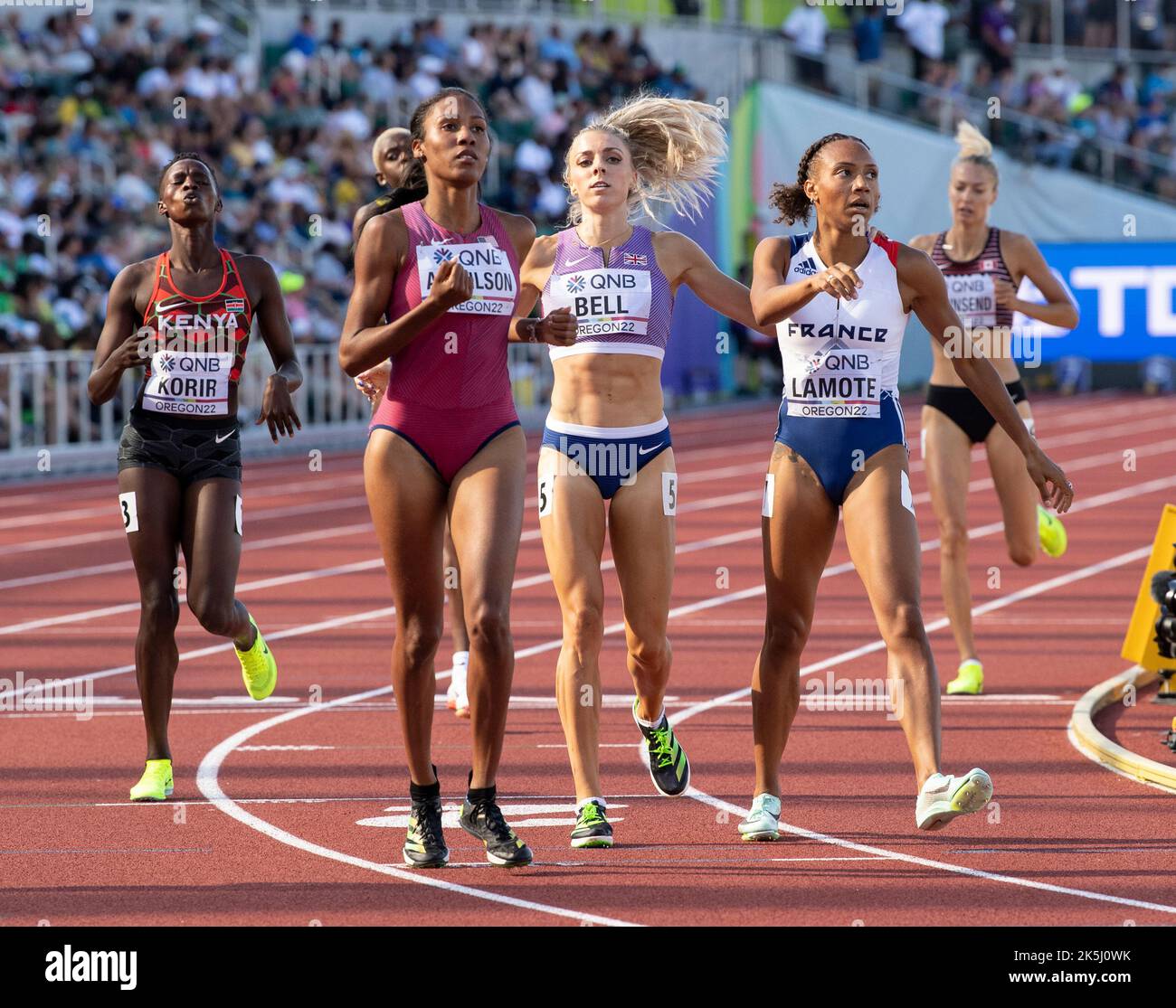 Ajee Wilson of the USA and Rénelle Lamote of France competing in the ...