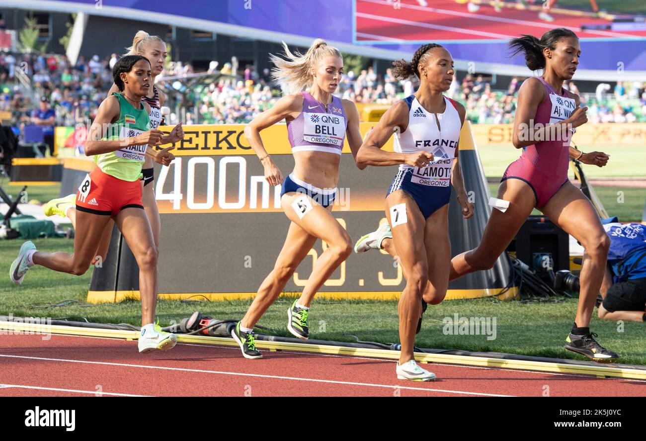 Alex Bell of GB&NI competing in the women’s 800m heats at the World ...