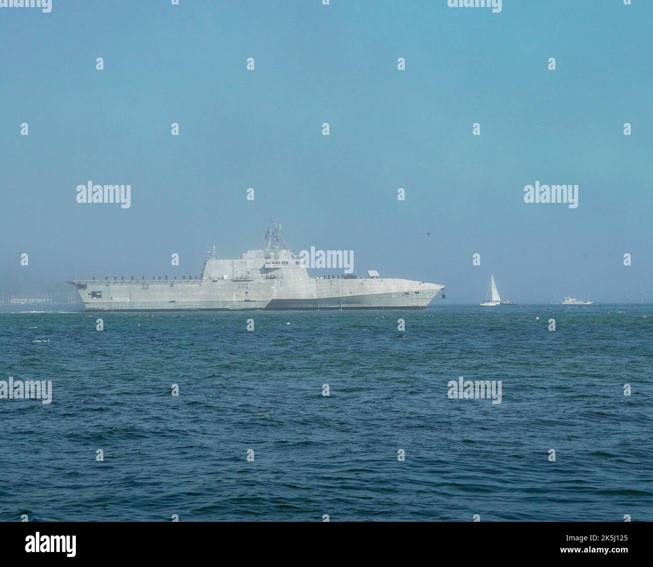 221007-N-VX158-1073 SAN FRANCISCO (Oct. 7, 2022) Independence-class ...