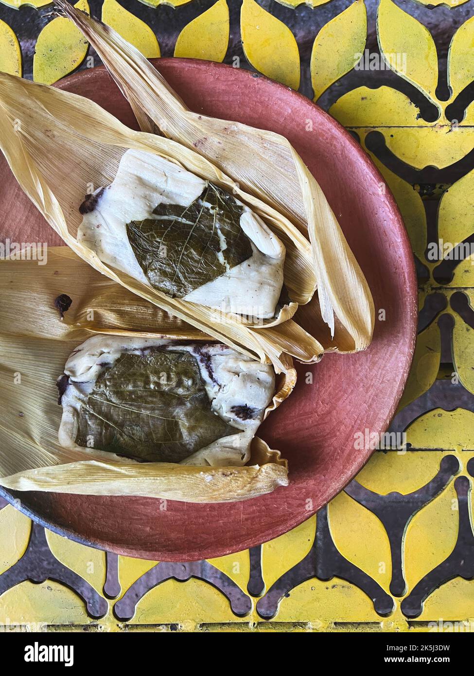 Oaxacan tamales hi-res stock photography and images - Alamy