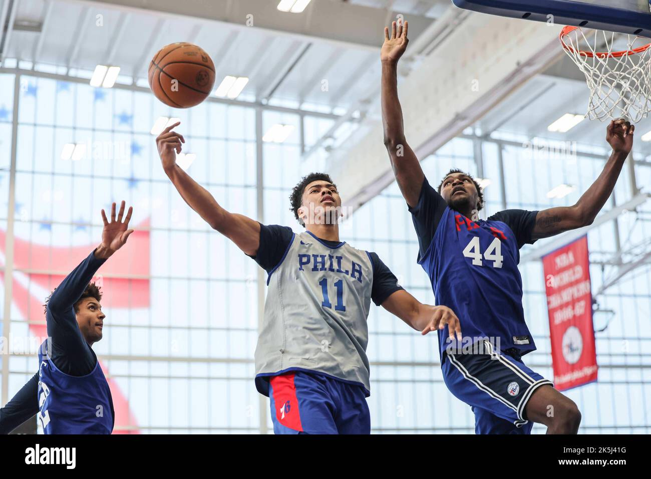 Philadelphia 76ers 2022 hi-res stock photography and images - Alamy