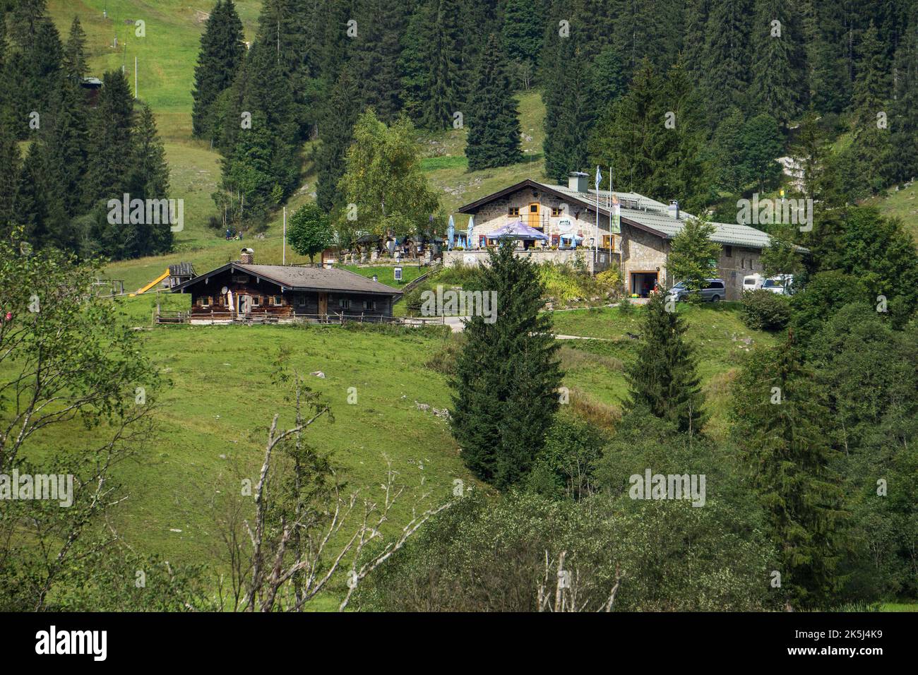 Albert Link mountain hut and Alpine Hut of the Valepper Almen ...