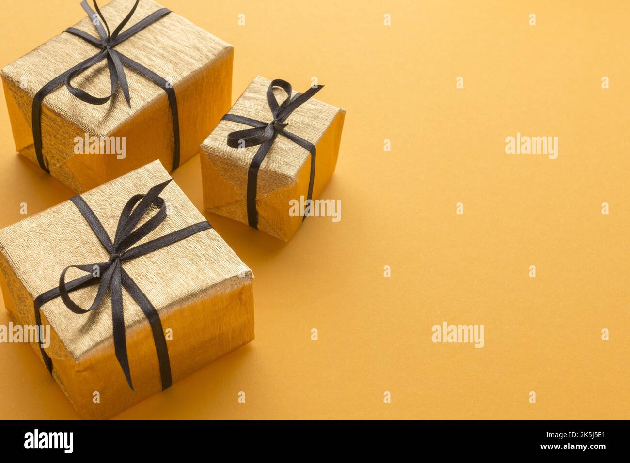 High angle gifts copy hi-res stock photography and images - Alamy