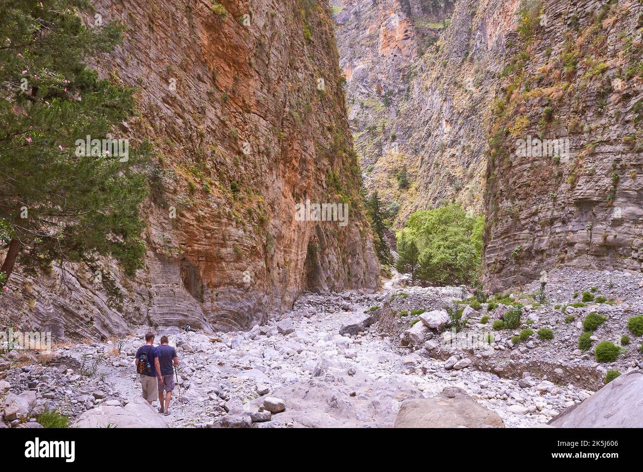 Narrow, hiking trail, two hikers from behind, Samaria Gorge, Samaria ...