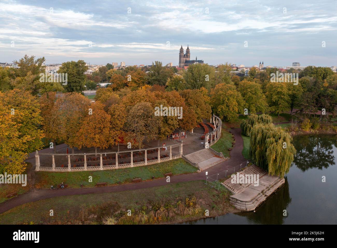 City park rotehorn hi-res stock photography and images - Alamy