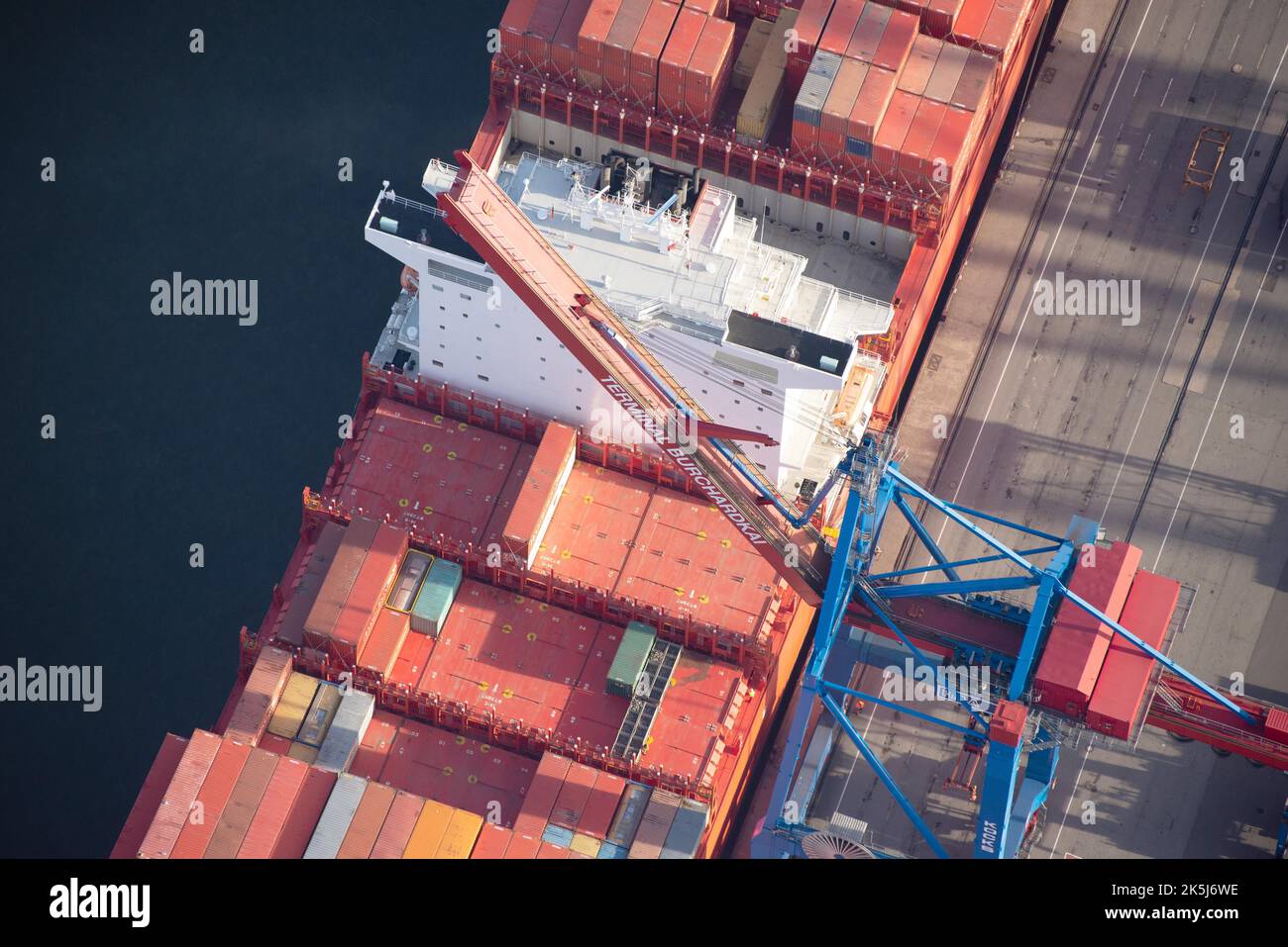 Container ship of the shipping company Hamburg Sued the Santa Aerial ...
