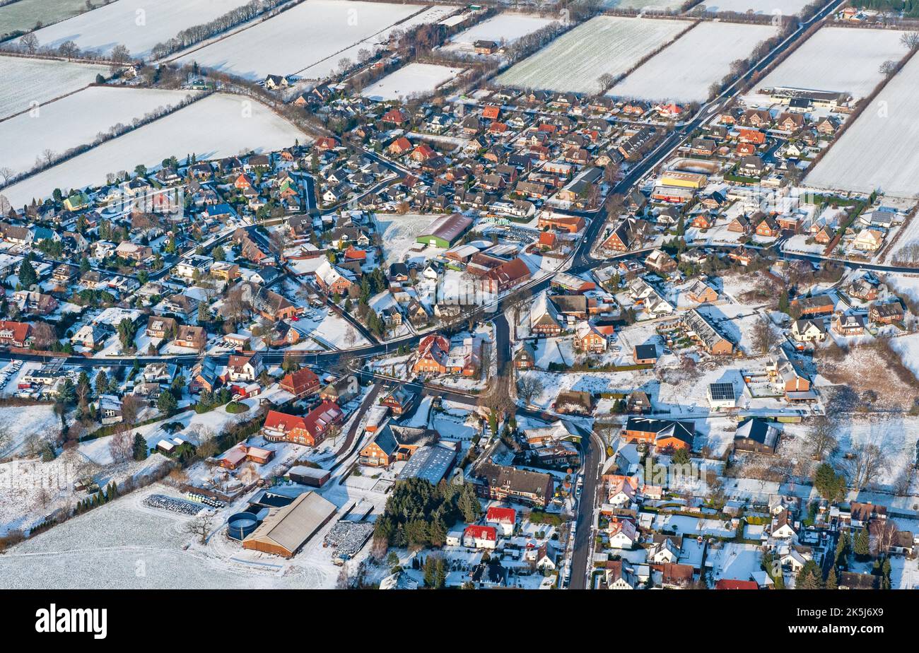 Aerial view of Stapelfeld in winter, snow, village, Stormarn district ...