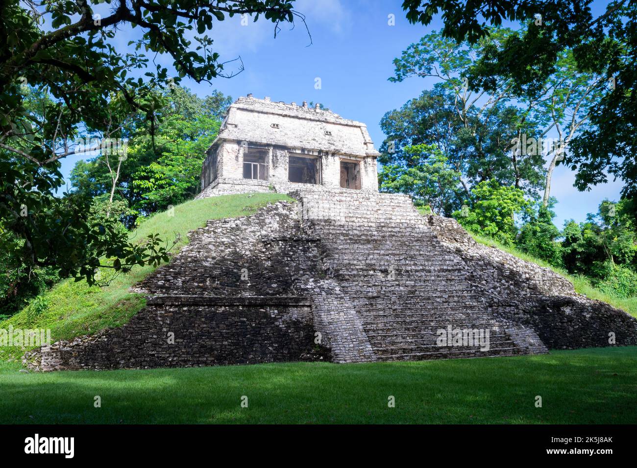 The Palenque archaeological site in Mexico Stock Photo - Alamy