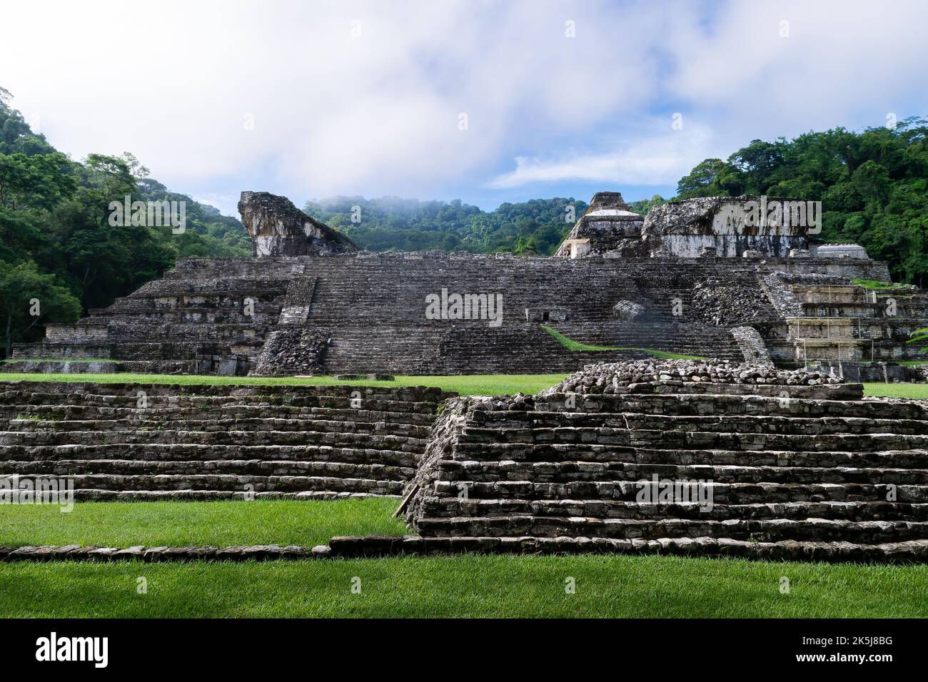 The Palenque archaeological site in Mexico Stock Photo - Alamy