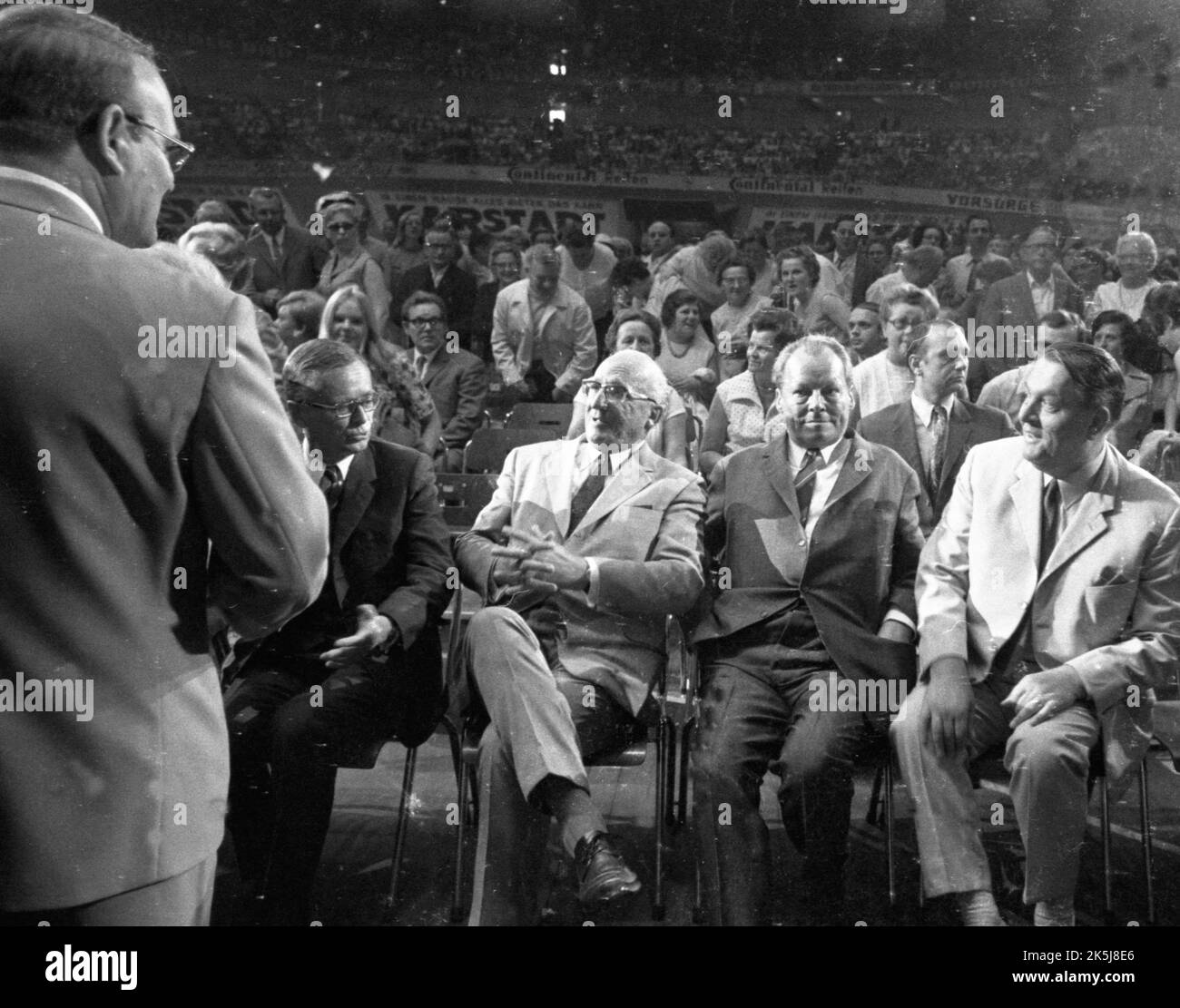 Election campaign literature Black and White Stock Photos & Images - Alamy