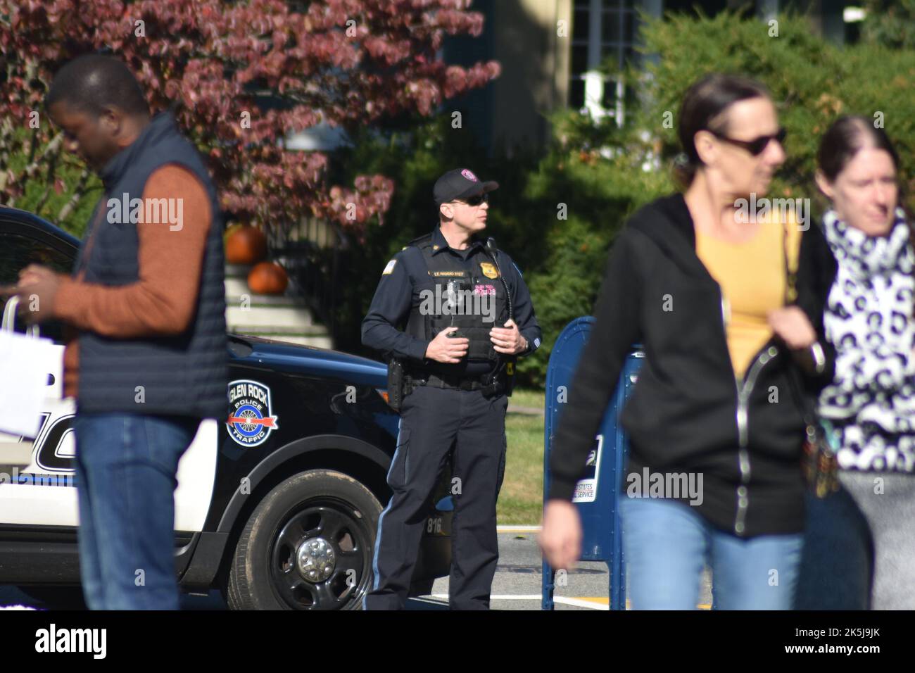 Glen Rock, New Jersey, USA. 8th Oct, 2022. (NEW) Paper Jam featuring ...