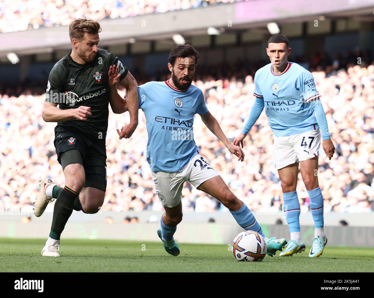 Stuart armstrong southampton 2022 hi-res stock photography and images ...