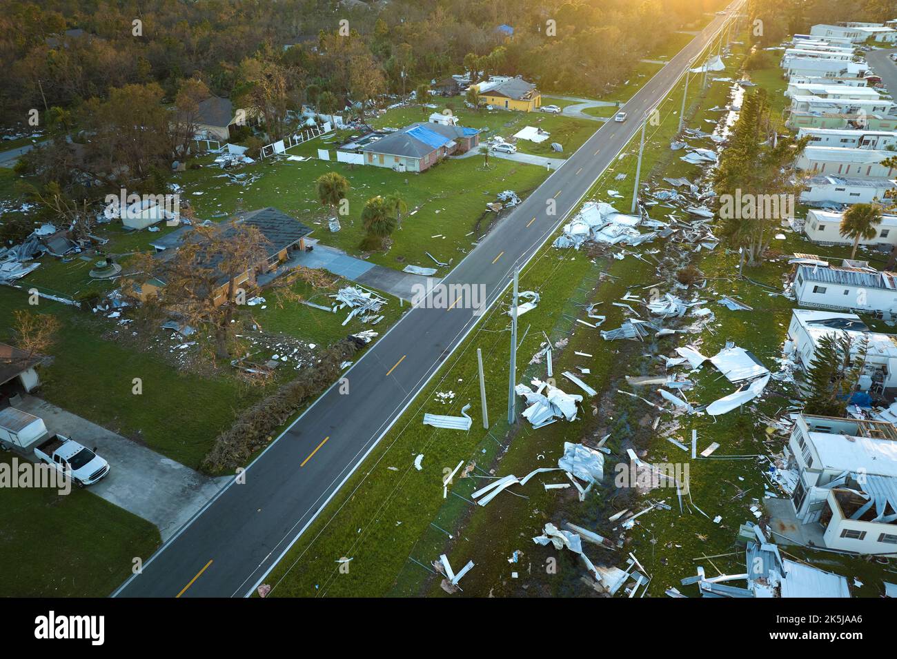Severely damaged by hurricane Ian houses in Florida mobile home ...