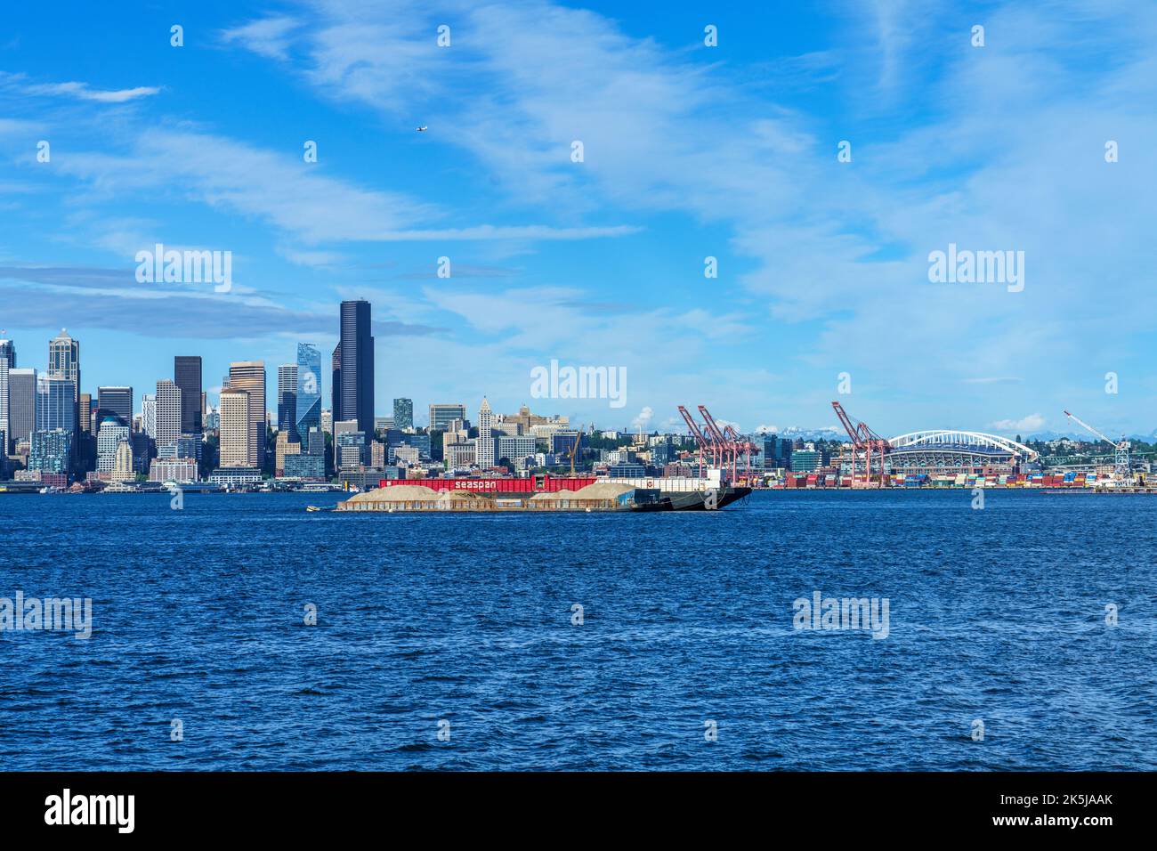 The downtown Seattle waterfront seen from across its harbor Stock Photo ...