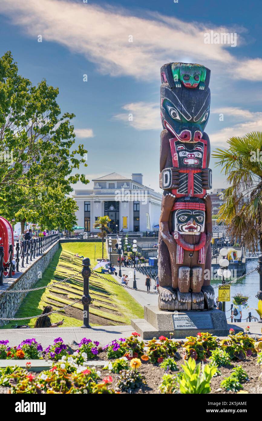Robert bateman centre, victoria canada hi-res stock photography and ...