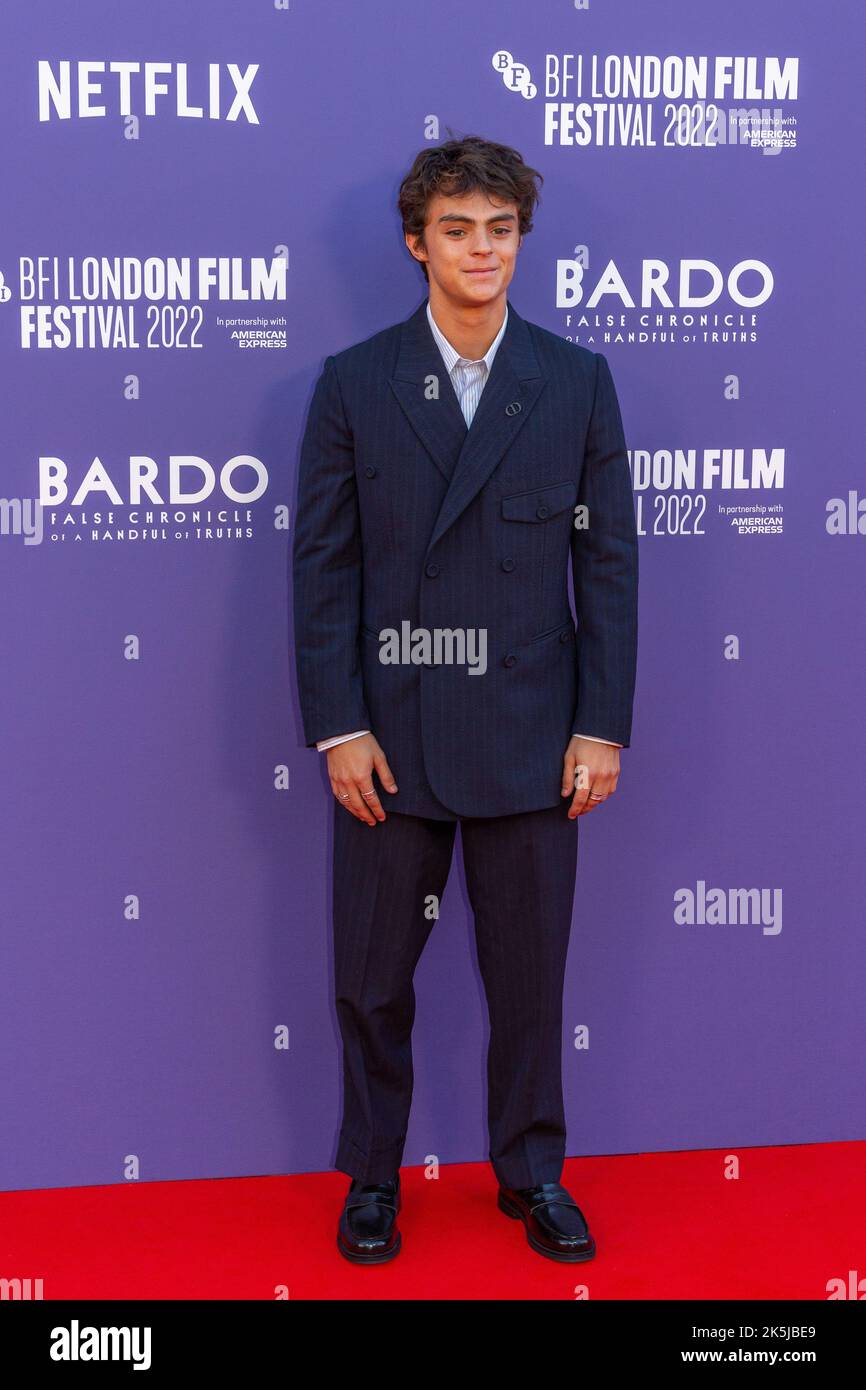 Íker Sánchez Solano attends the "Bardo, False Chronicle Of A Handle Of ...