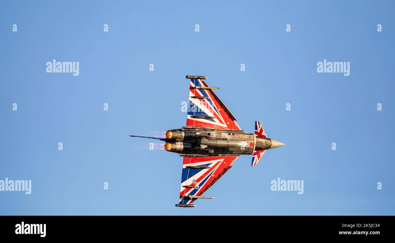 Duxford, Cambridgeshire, UK. 8th Oct 2022. An RAF Eurofighter Typhoon ...