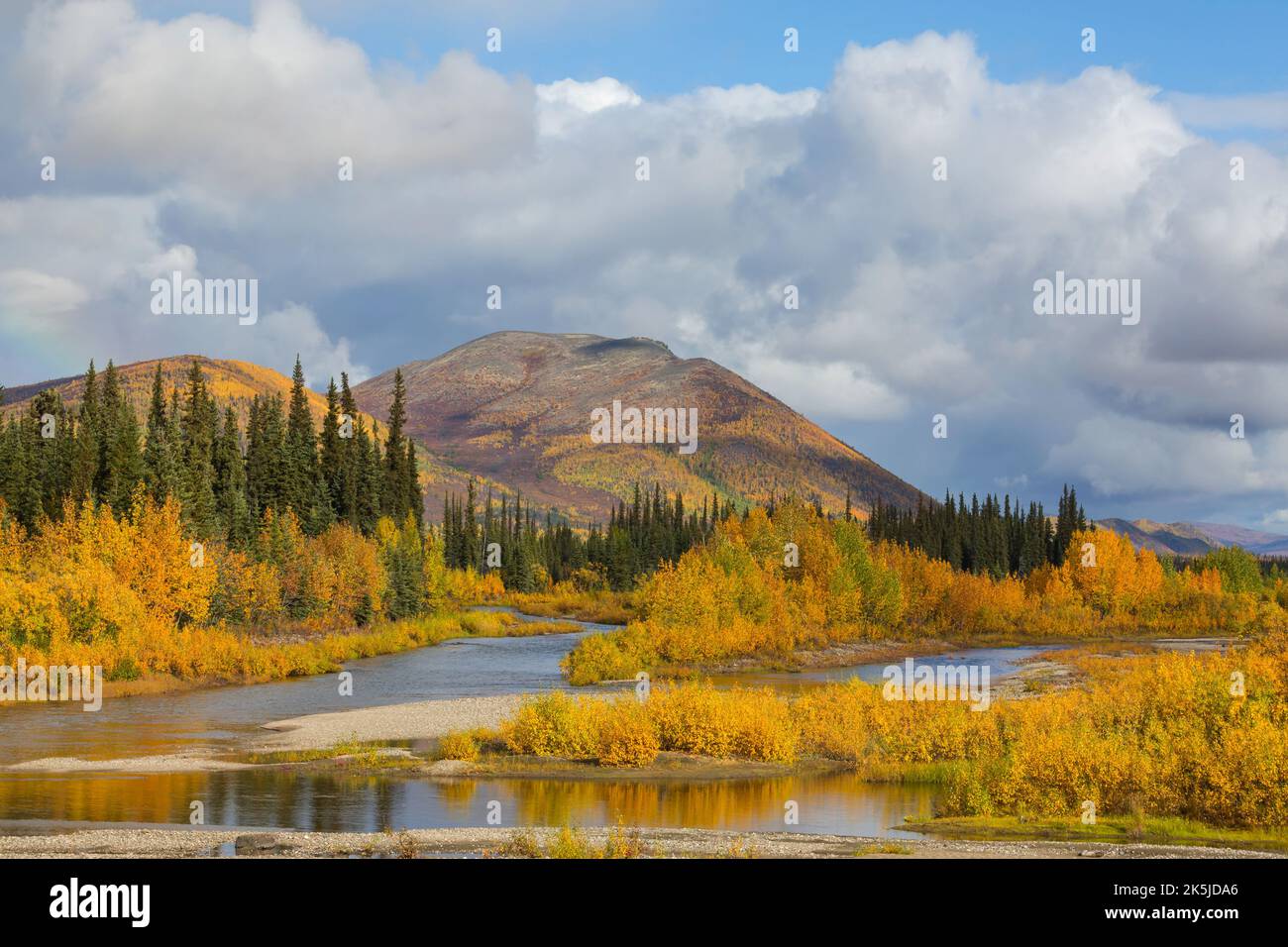 Tundra landscapes above Arctic circle in autumn season. Beautiful ...