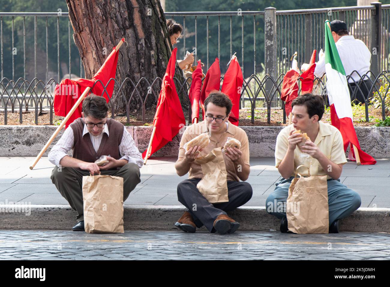 Actors during the lunch break hi-res stock photography and images - Alamy
