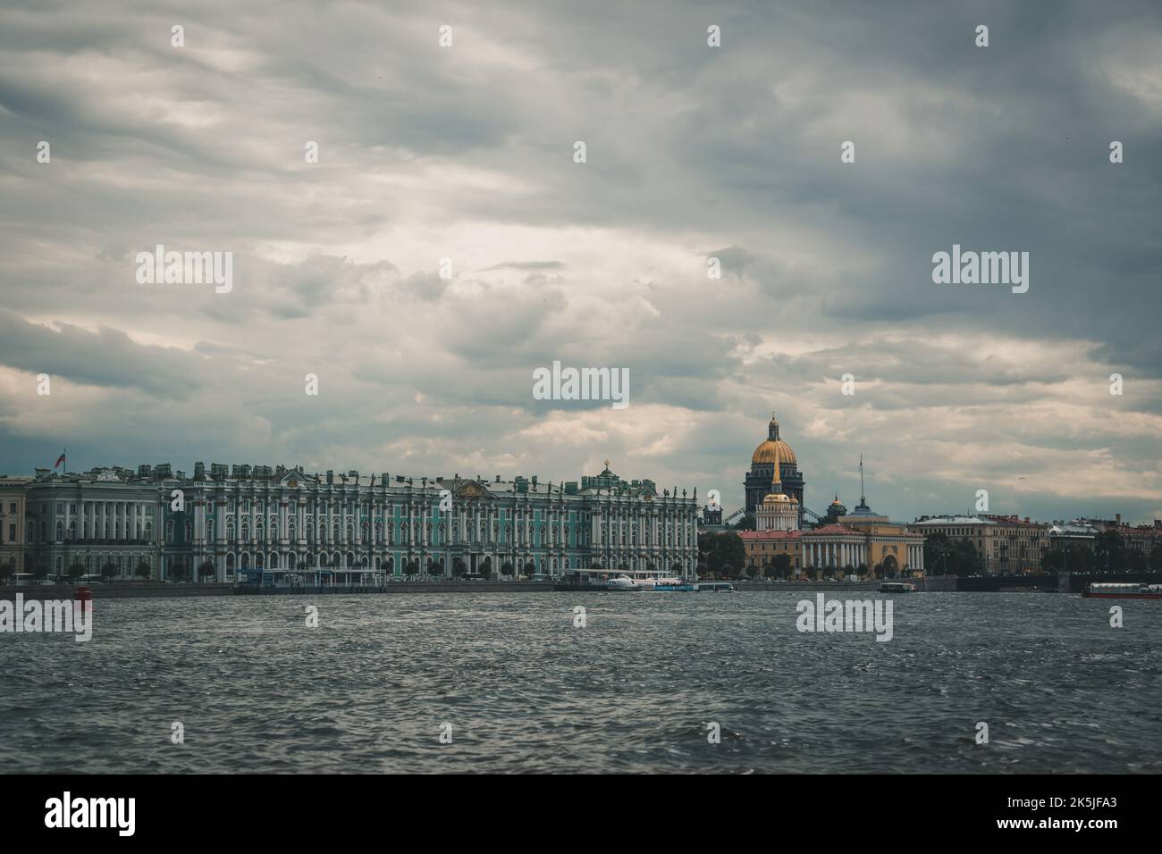 Palace Embankment along the Neva river, Saint Petersburg, Russia Stock ...