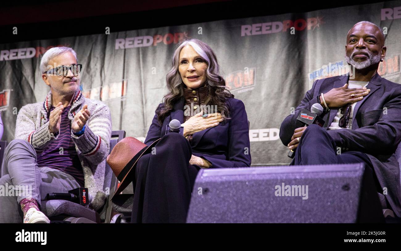 New York, USA. 08th Oct, 2022. Cast members from Paramount Plus's Syar ...