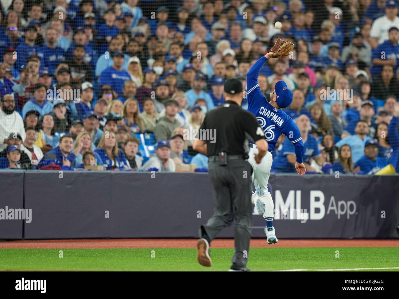 Shoulder catch by hi-res stock photography and images - Alamy