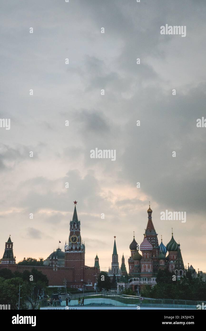 Red Square (Kremlin and St. Basil's Cathedral) skyline, overcast ...