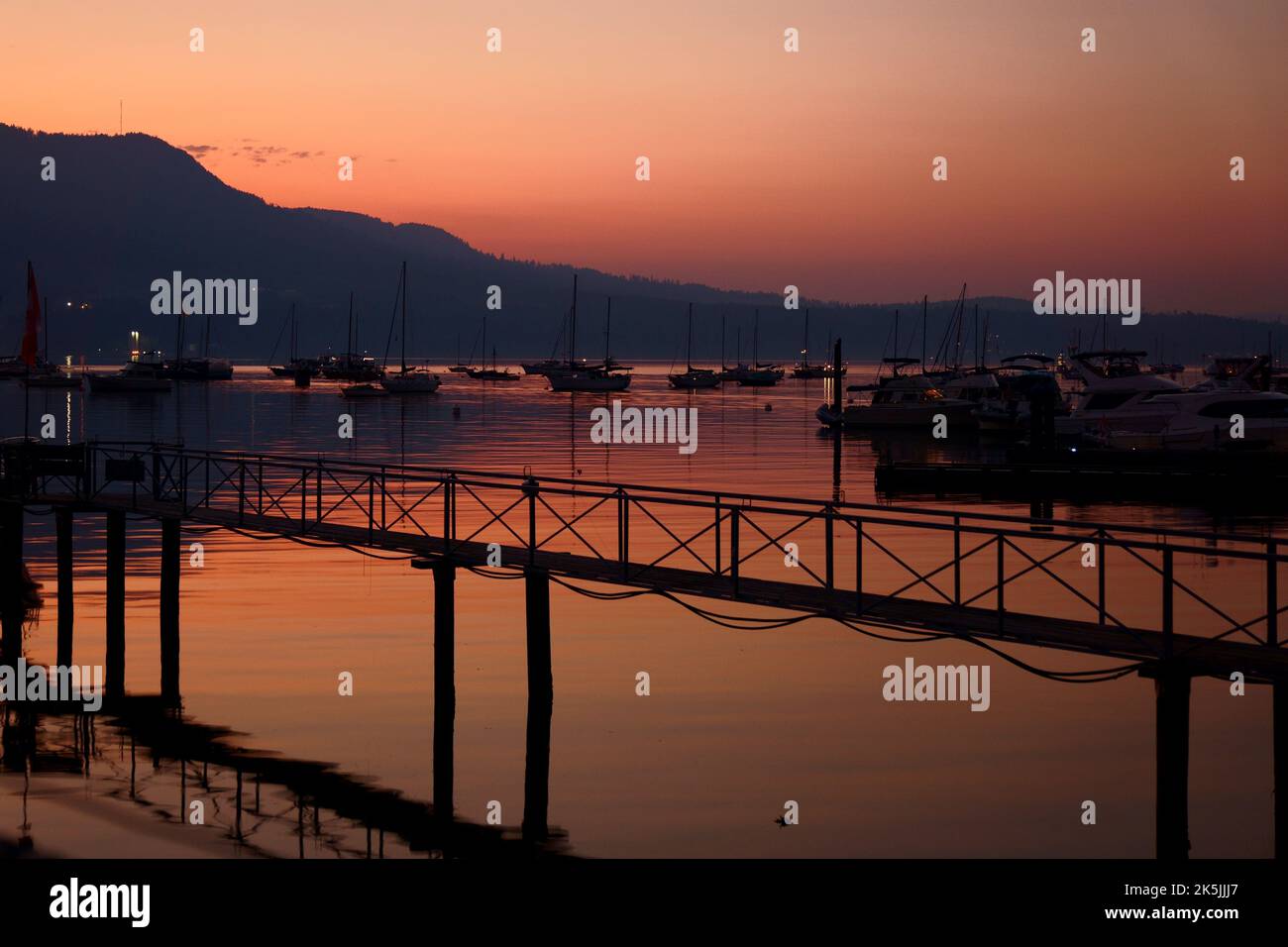 North west of anchorage hi-res stock photography and images - Alamy