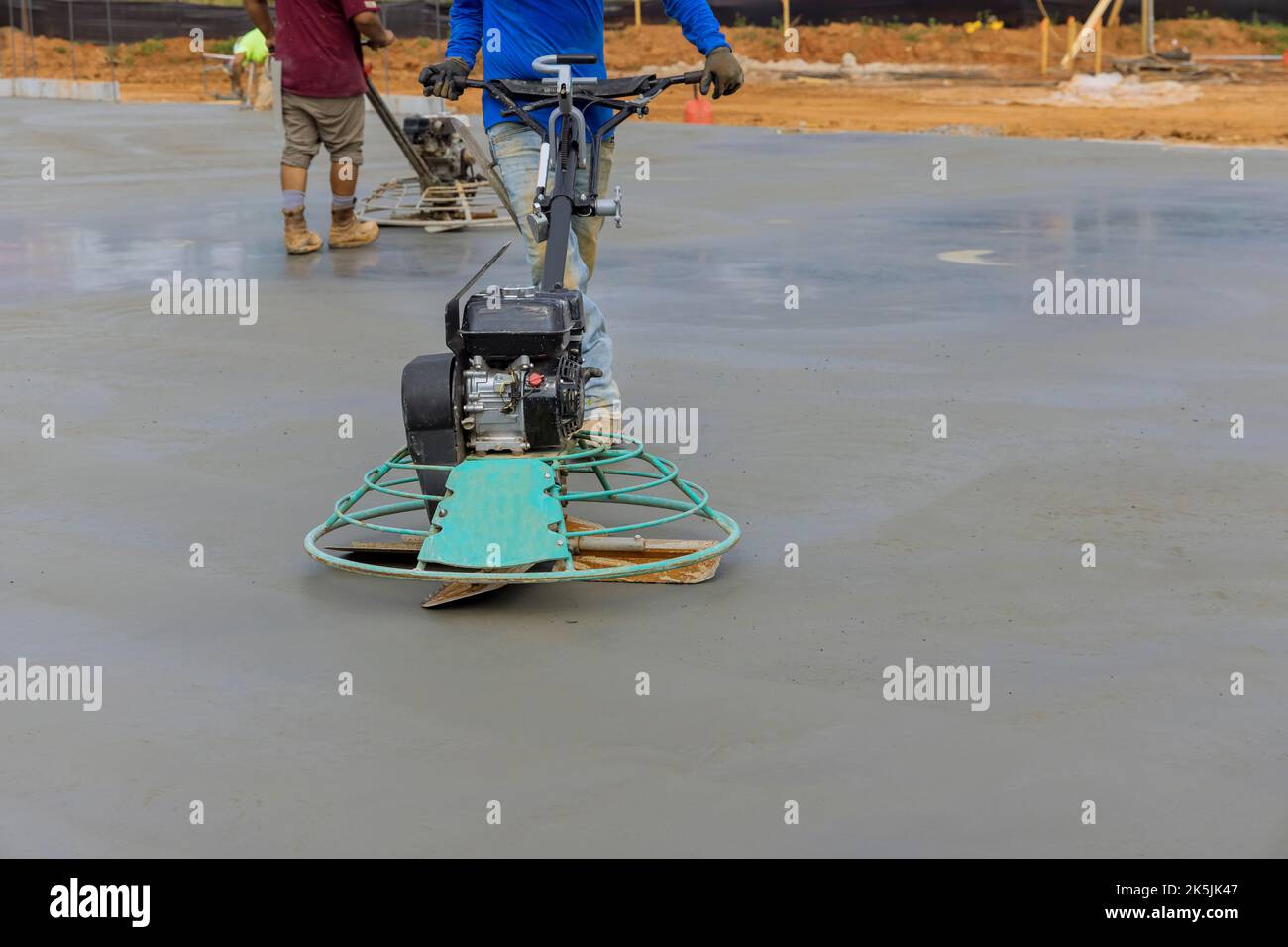 Process of polishing and leveling cement screed mortar floor on ...