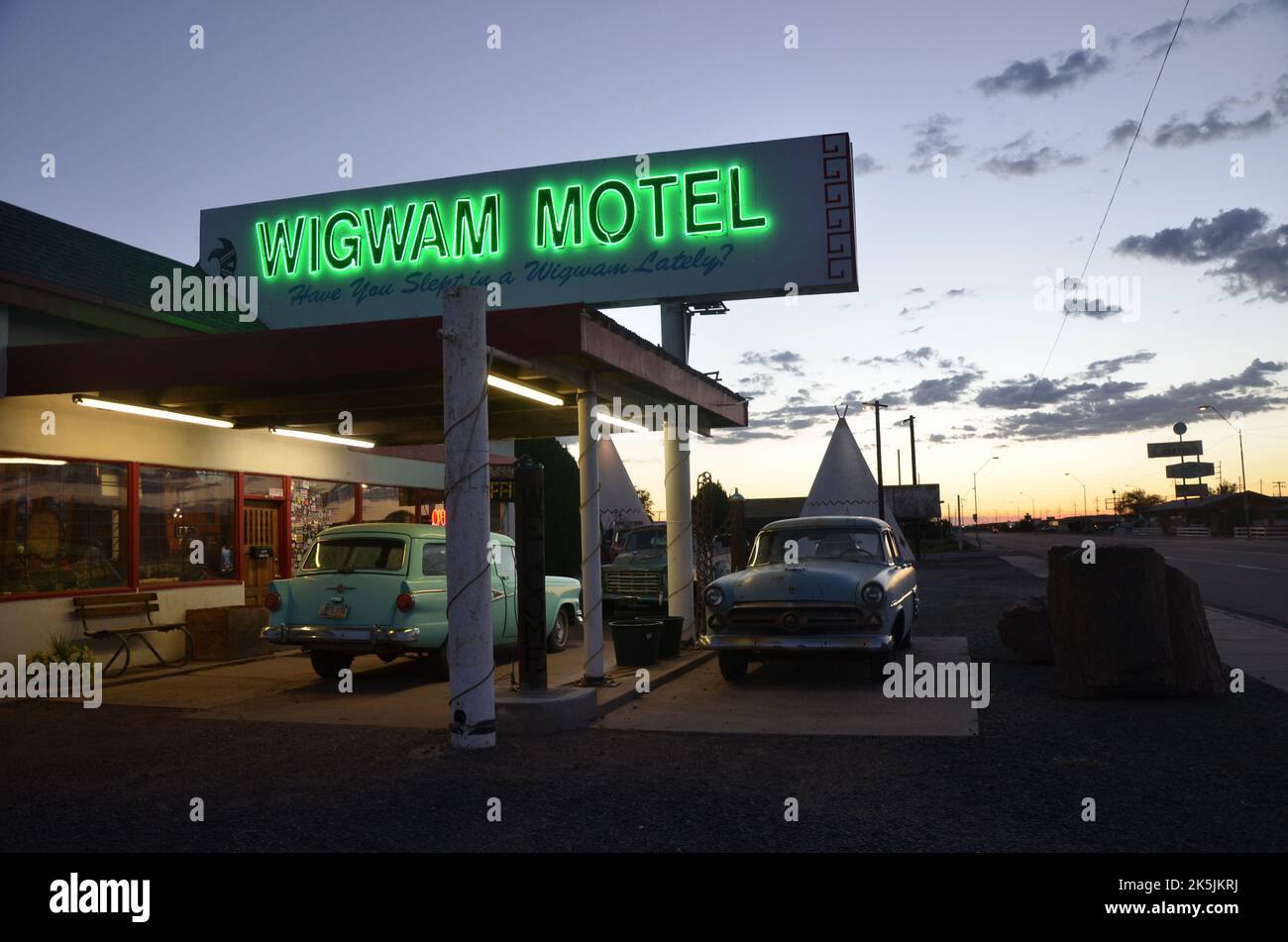 Holbrook, Arizona, USA - August 29, 2022: neon sign at the Wigwam Motel ...