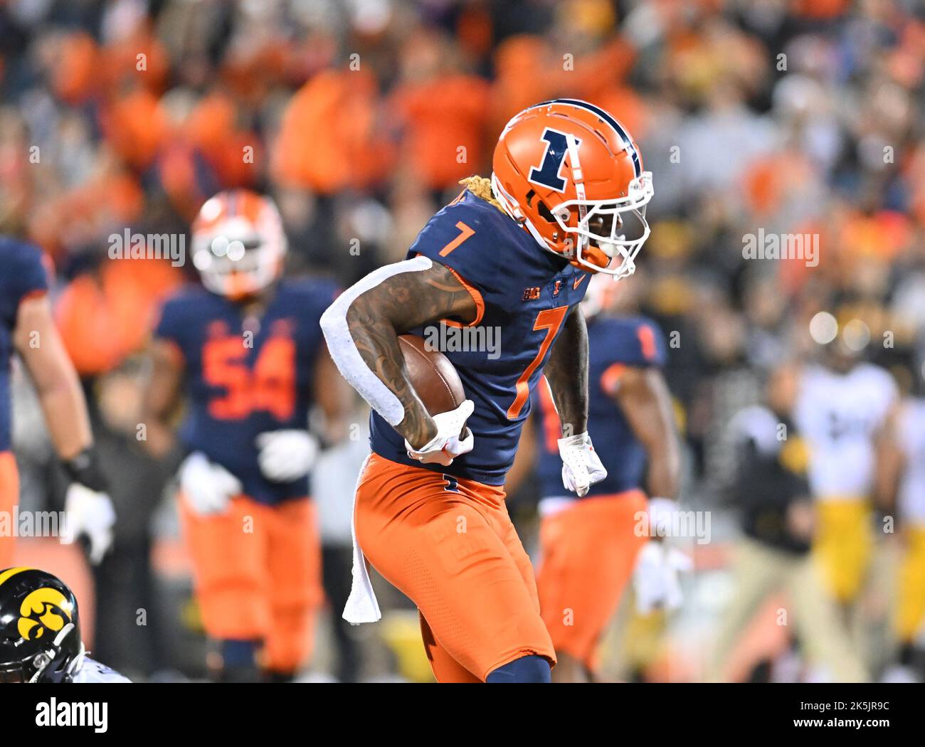 October 08, 2022: Illinois Fighting Illini wide receiver Brian ...