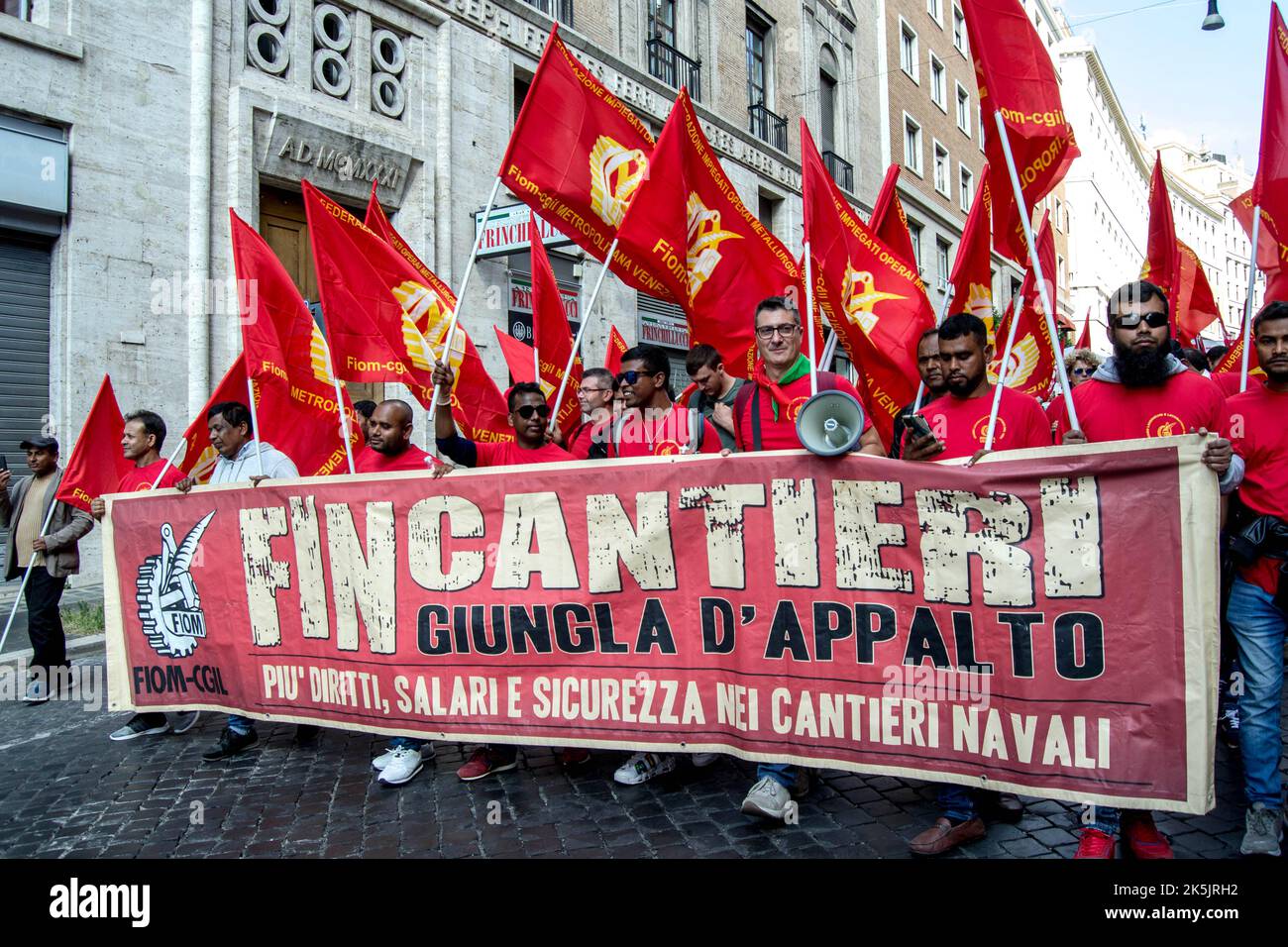 Rome, Italy. 08th Oct, 2022. National demonstration in Rome of the CGIL ...