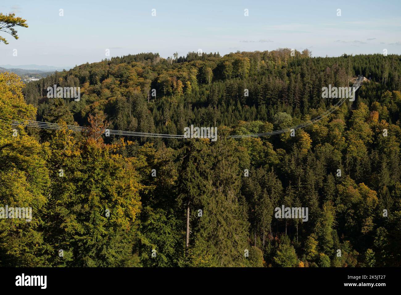 Willingen, Germany. 06th Oct, 2022. Parts of the "Skywalk Willingen ...