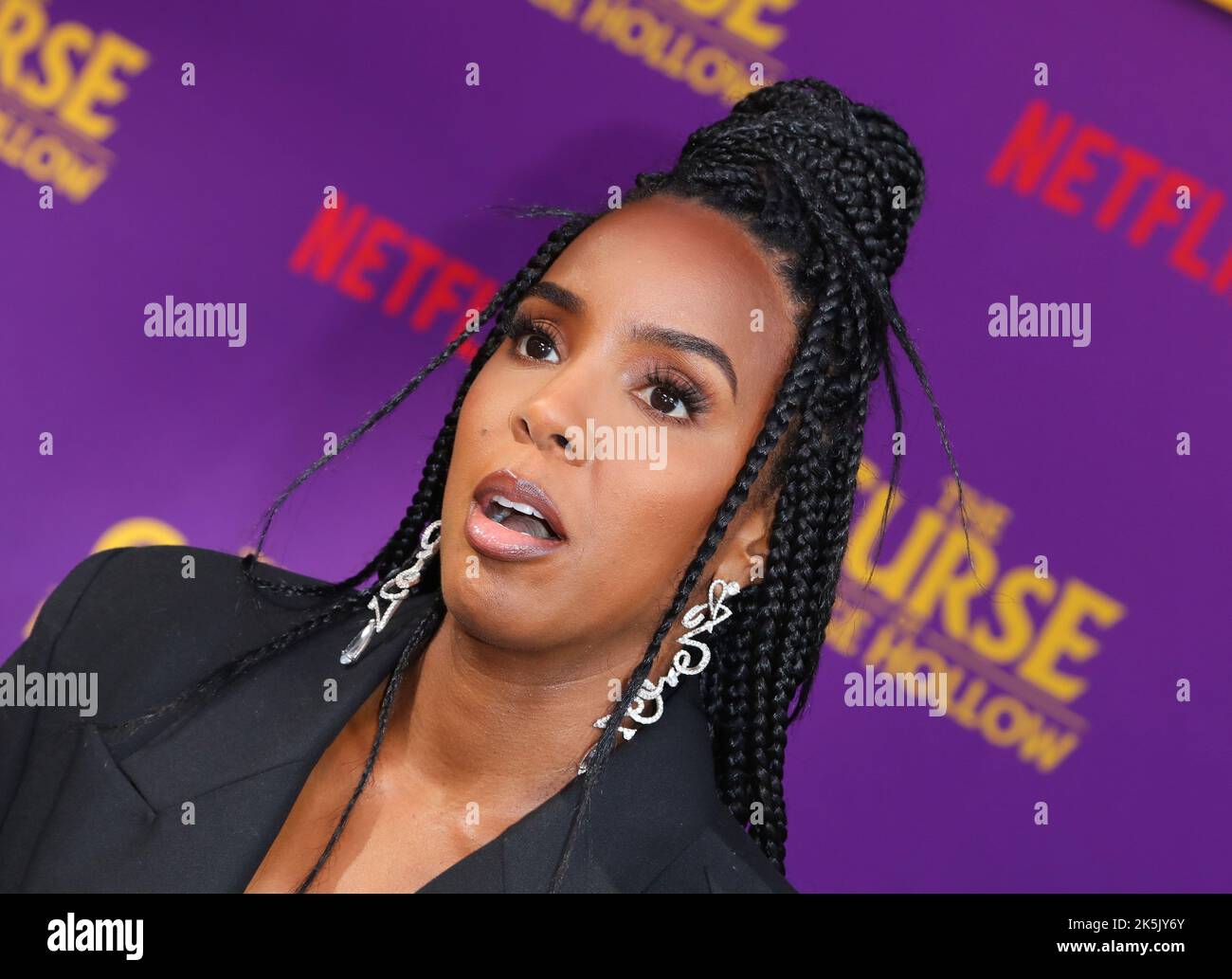 Kelly Rowland arrives at The Special Screening of Netflix The Curse of ...