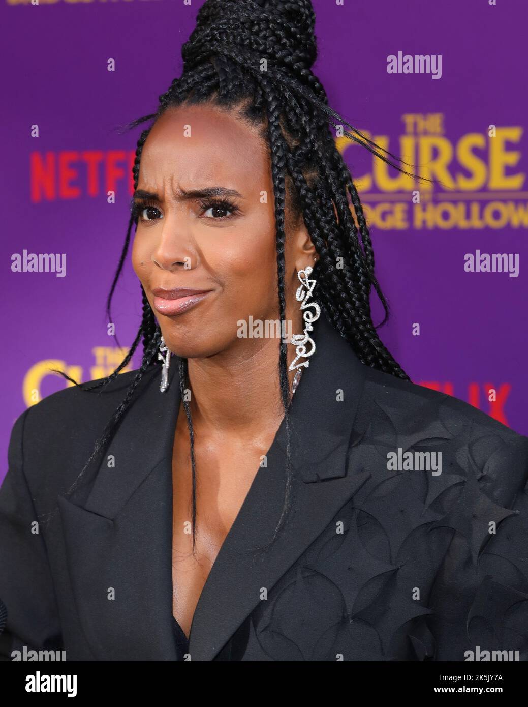 Kelly Rowland arrives at The Special Screening of Netflix The Curse of ...