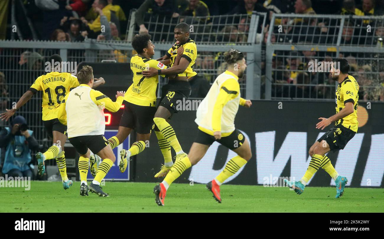 Anthony Modeste of Borussia Dortmund jubelt Ÿber sein Tor zum 2:2 Kari ...
