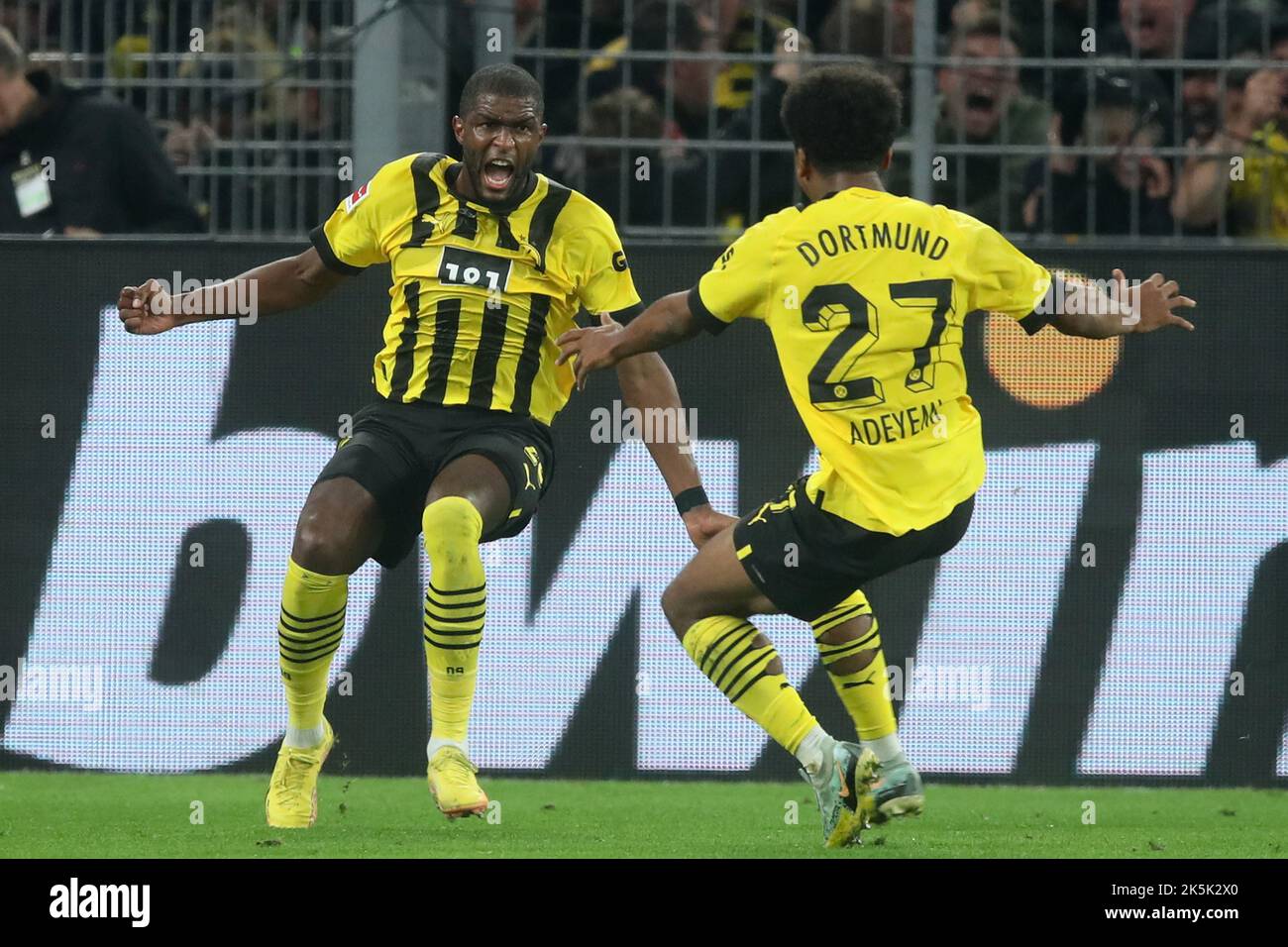 Anthony Modeste of Borussia Dortmund jubelt Ÿber sein Tor zum 2:2 Kari ...