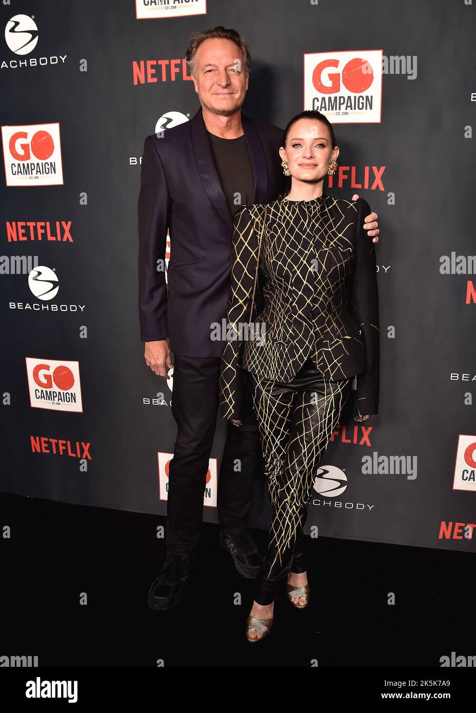 Los Angeles, USA. 08th Oct, 2022. Jon Congdon and Becca Congdon walking ...