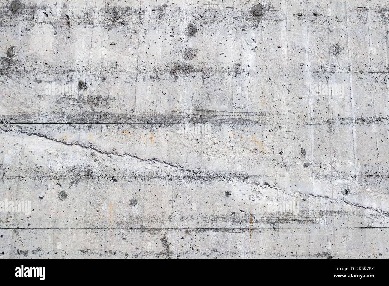 Concrete feature wall hi-res stock photography and images - Alamy